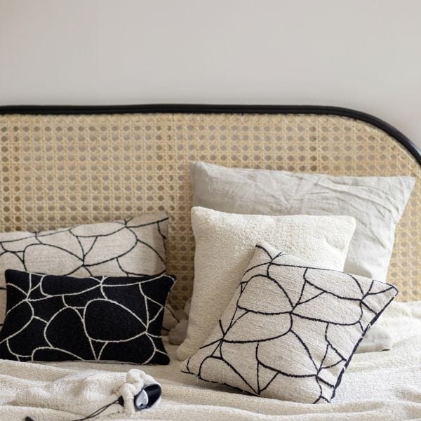 Vivaraise Kinta Faux Fur Bed Throw | toot garook | toot garook